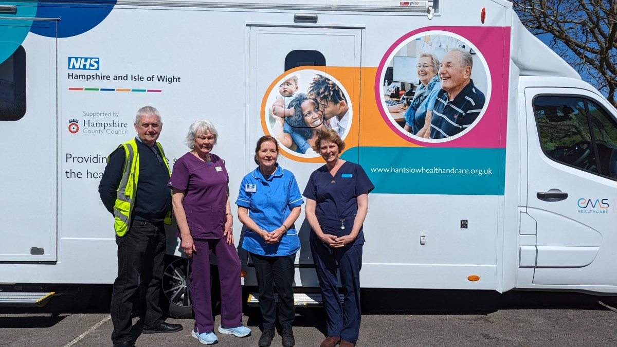 Roving vaccination vehicle supports highest vaccination uptake in South ...