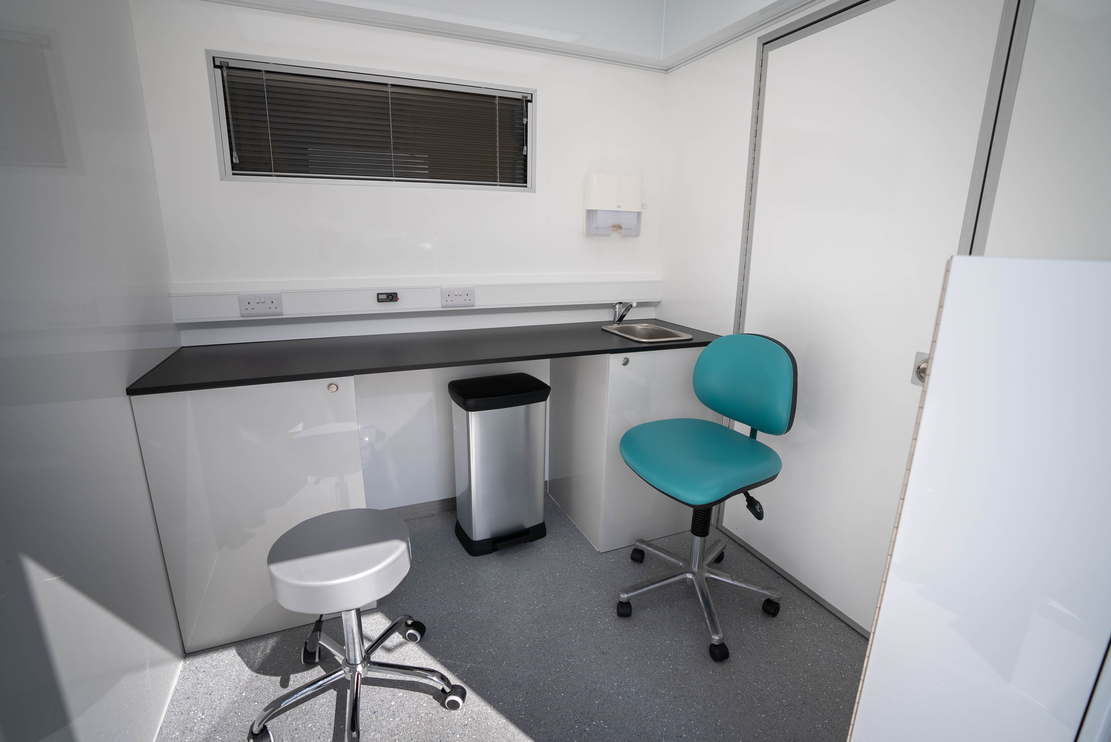 Mobile cancer screening units